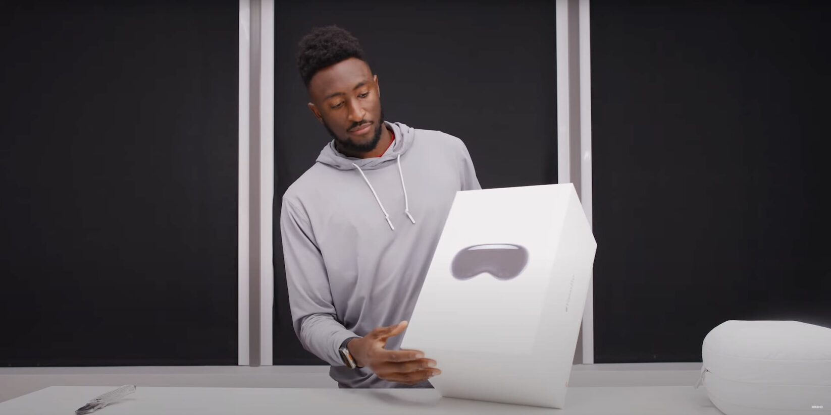 「Apple Vision Pro」の開封・レビュー動画 | APPLE LINKAGE